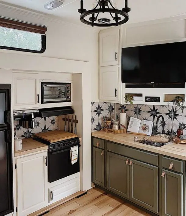 30 RV Kitchen Makeovers that will Inspire Your Inner Designer